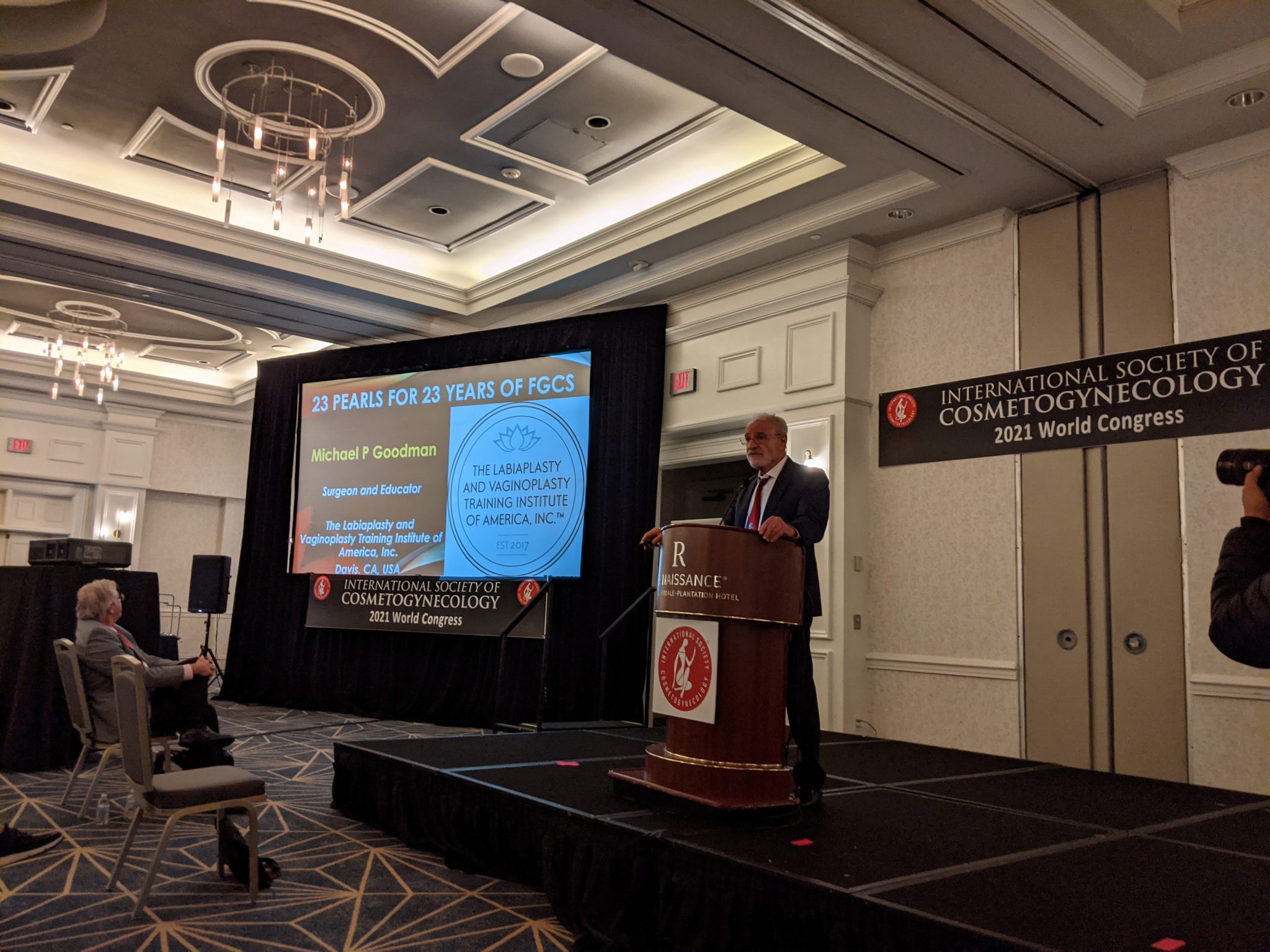 More About Dr. Goodman | Dr. Michael Goodman